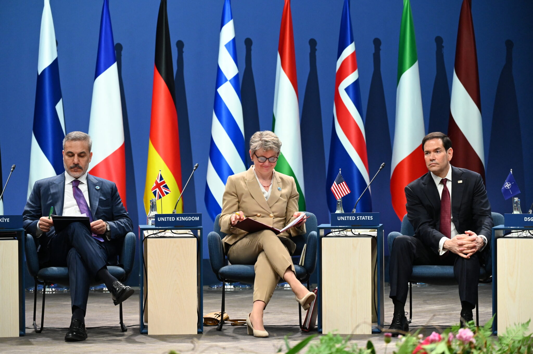Turkey between Ukraine and Russia - Middle East Institute